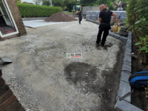 Block Paved Driveway with Slane Rustic Bricks, Charcoal Border and ...