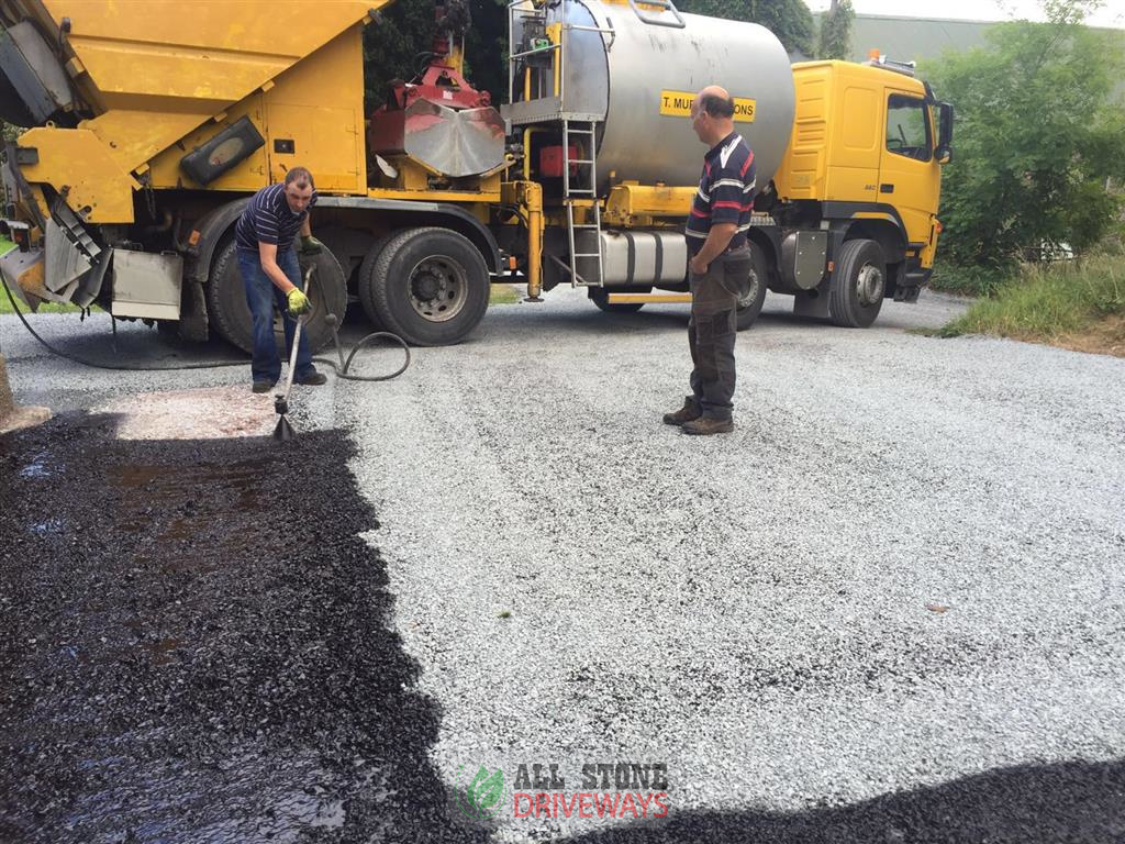 Tar and Chip Driveways Cork | Hot Bitumen and Chipping Driveways